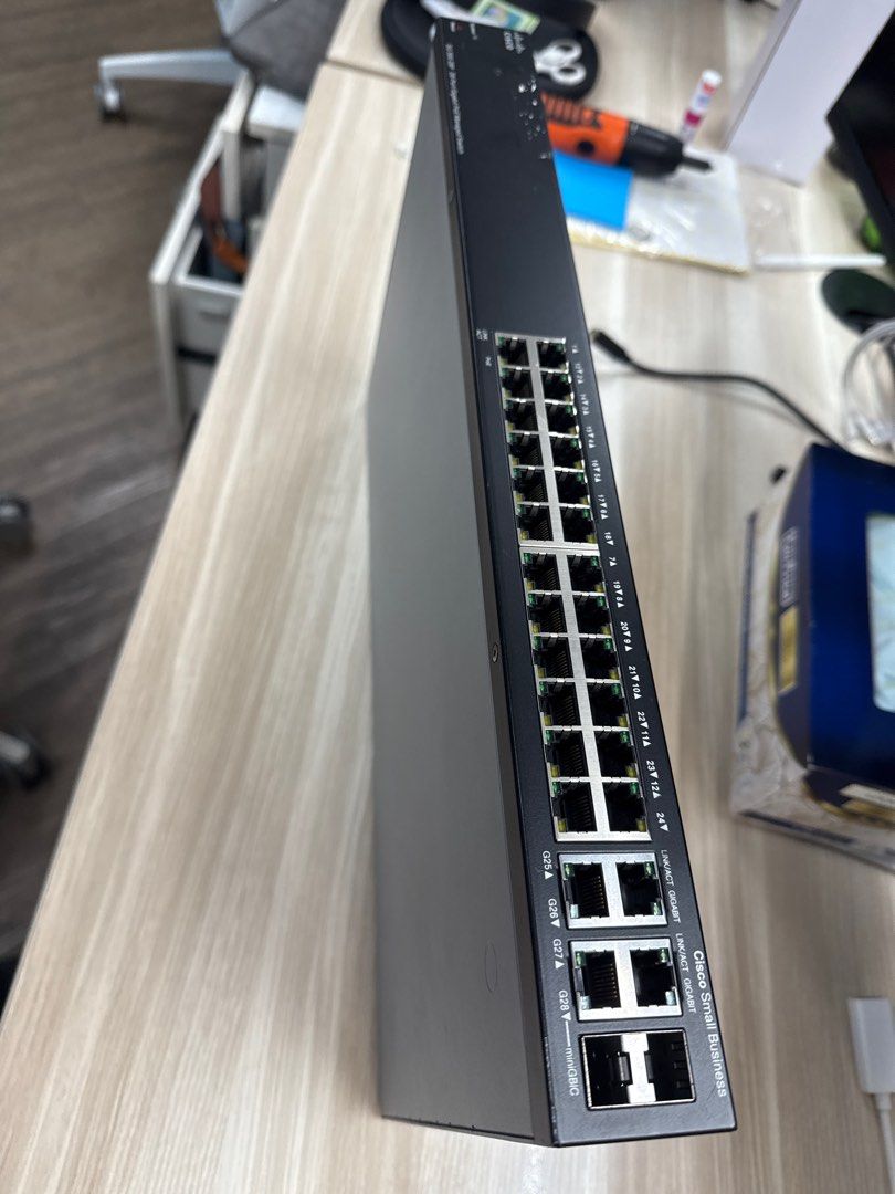 Cisco SG 300-28P 28-Port Gigabit PoE Managed Switch, Computers & Tech ...