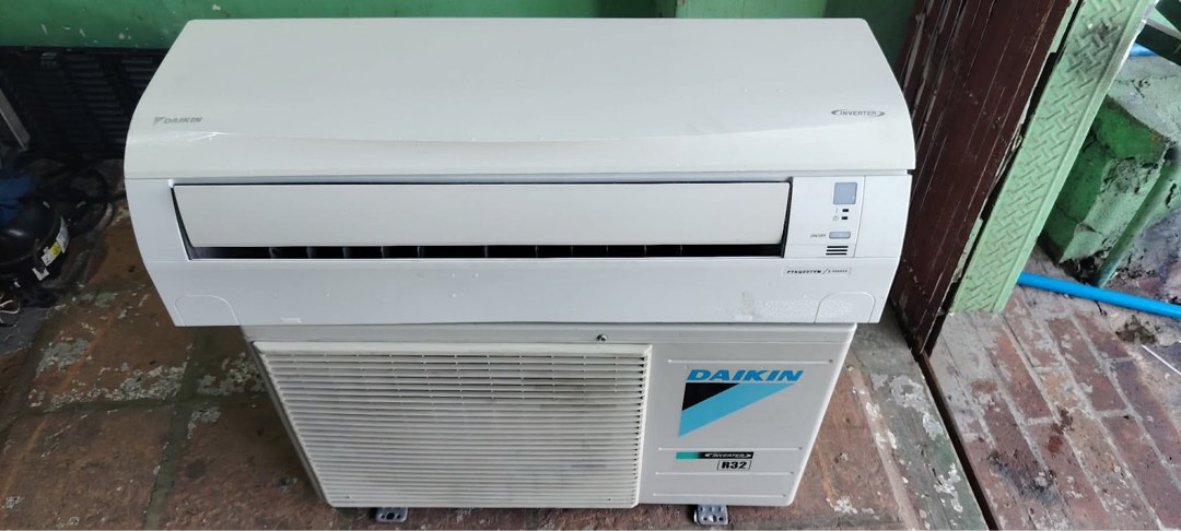 Daikin 0.8HP Inverter Split type Aircon, TV & Home Appliances, Air ...