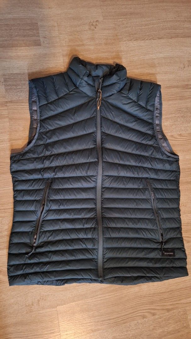 Decathlon Forclaz Men's Winter Down Jacket Gilet Vest MT100, Men's ...