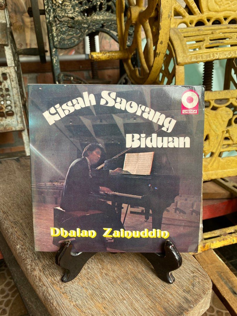 EP Piring Hitam Dhalan Zainuddin - Kisah Saorang Biduan, Hobbies & Toys ...