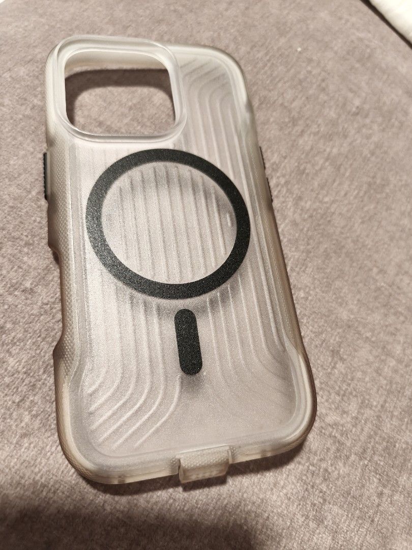 Tech21 iPhone 16 Case with MagSafe, Mobile Phones & Gadgets, Mobile ...