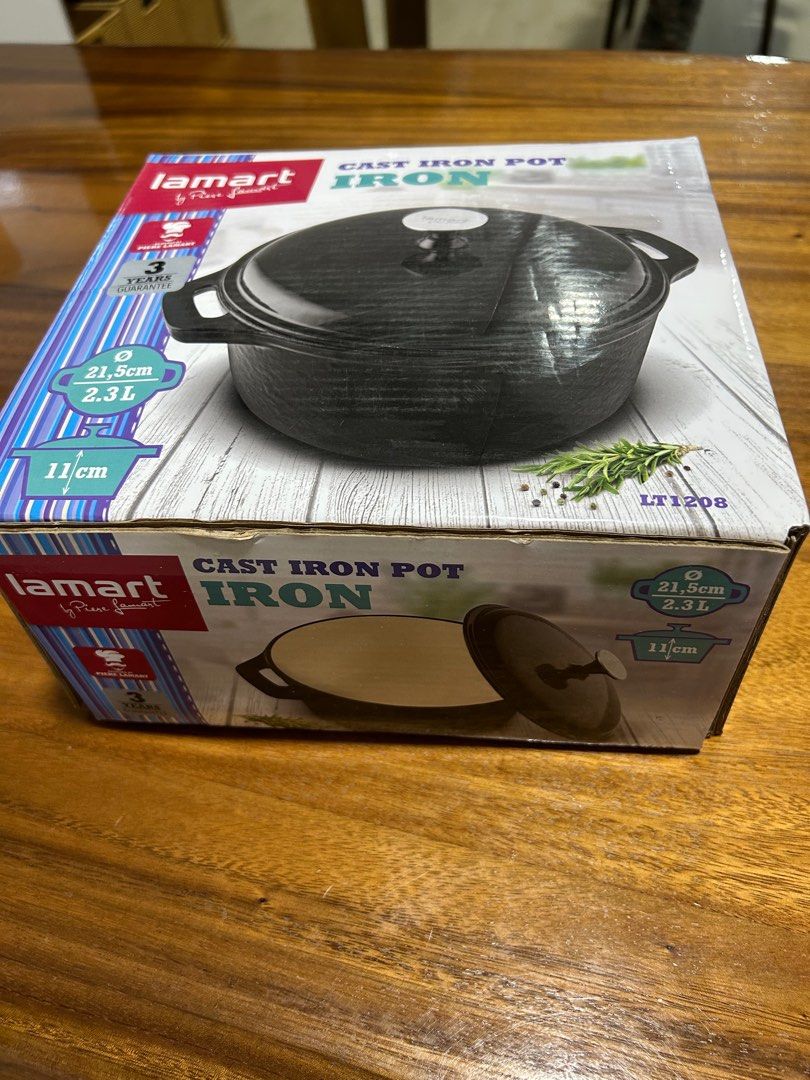 Lamart Cast Iron Pot - 2.3L, Furniture & Home Living, Kitchenware ...