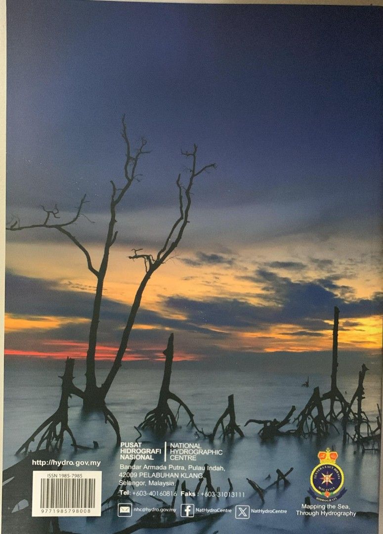 Malaysia Tide Table 2026 ( hardcopy book), Everything Else on Carousell