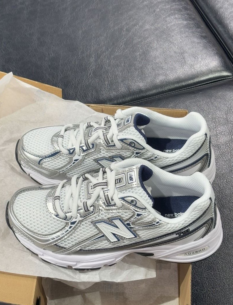 New Balance 740 Y2K Sneakers Unisex White, Women's Fashion, Footwear ...