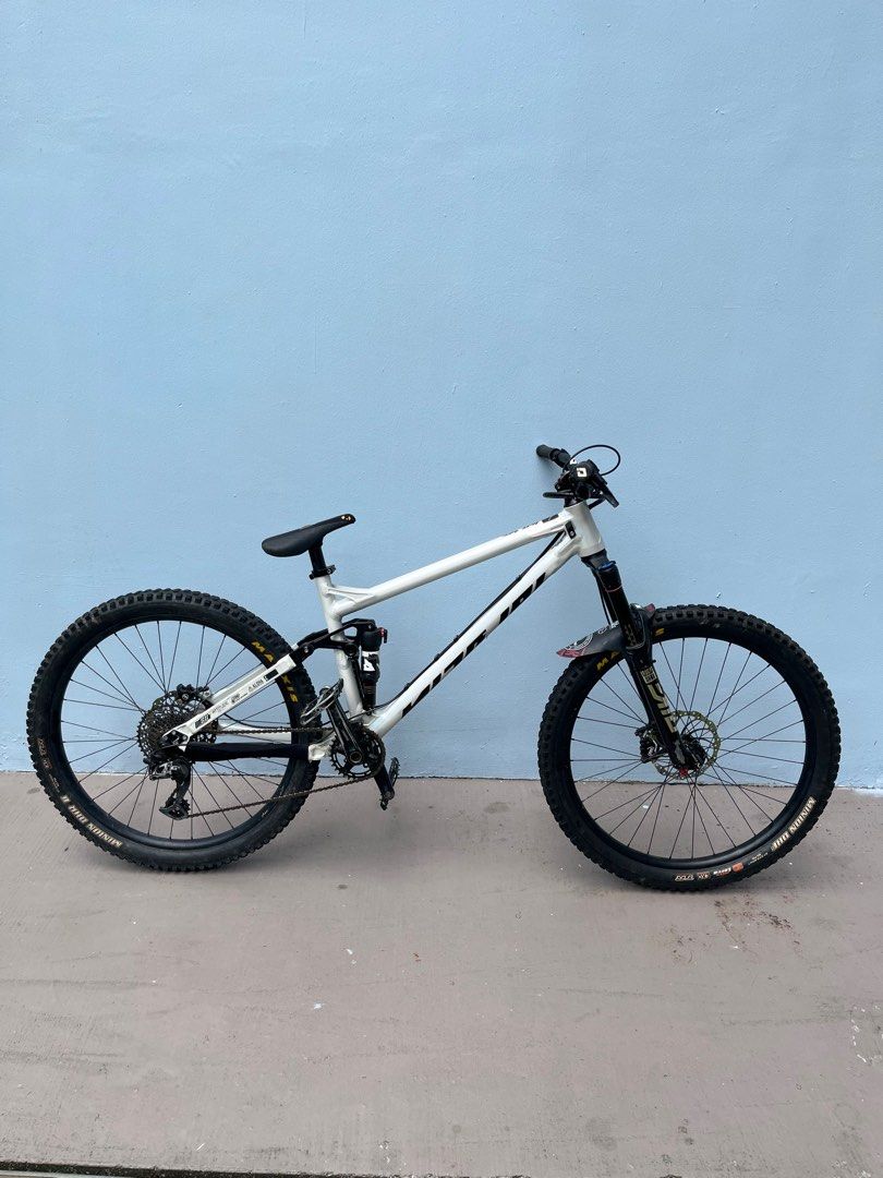 Nicolai ST 14 Mountain Bike, Sports Equipment, Bicycles & Parts, Bicycles on Carousell