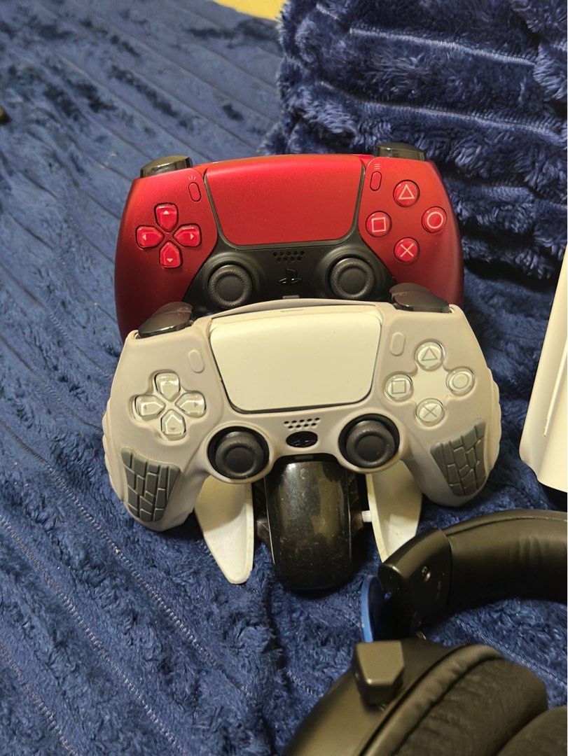 PS5 Slim w/ Samsung Odyssey Monitor, Video Gaming, Video Game Consoles ...