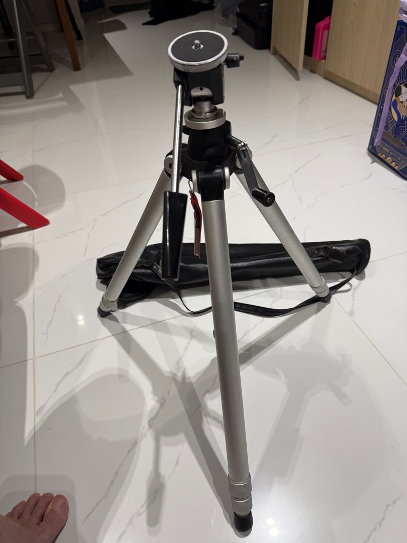 Slik Goodman S-103 Tripod - Made in Japan, Photography, Photography ...