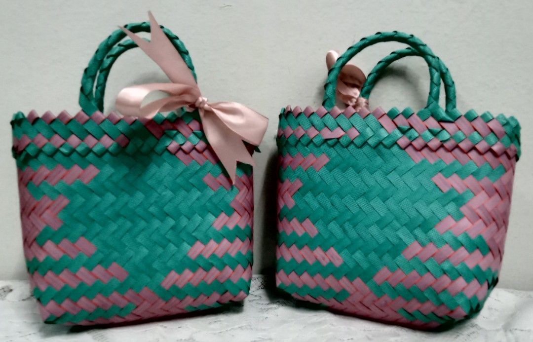 Woven Beg Anyaman Tote Bag, Hobbies & Toys, Stationery & Craft ...