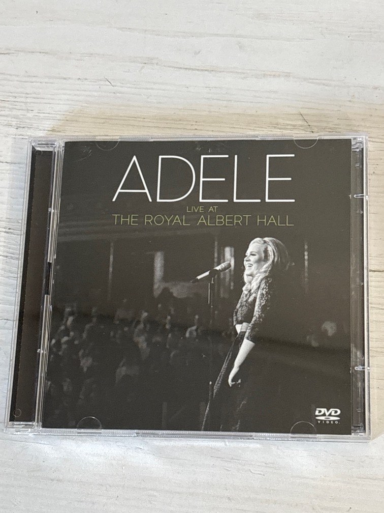 Adele- Live at royal albert hall, Hobbies & Toys, Music & Media, CDs ...