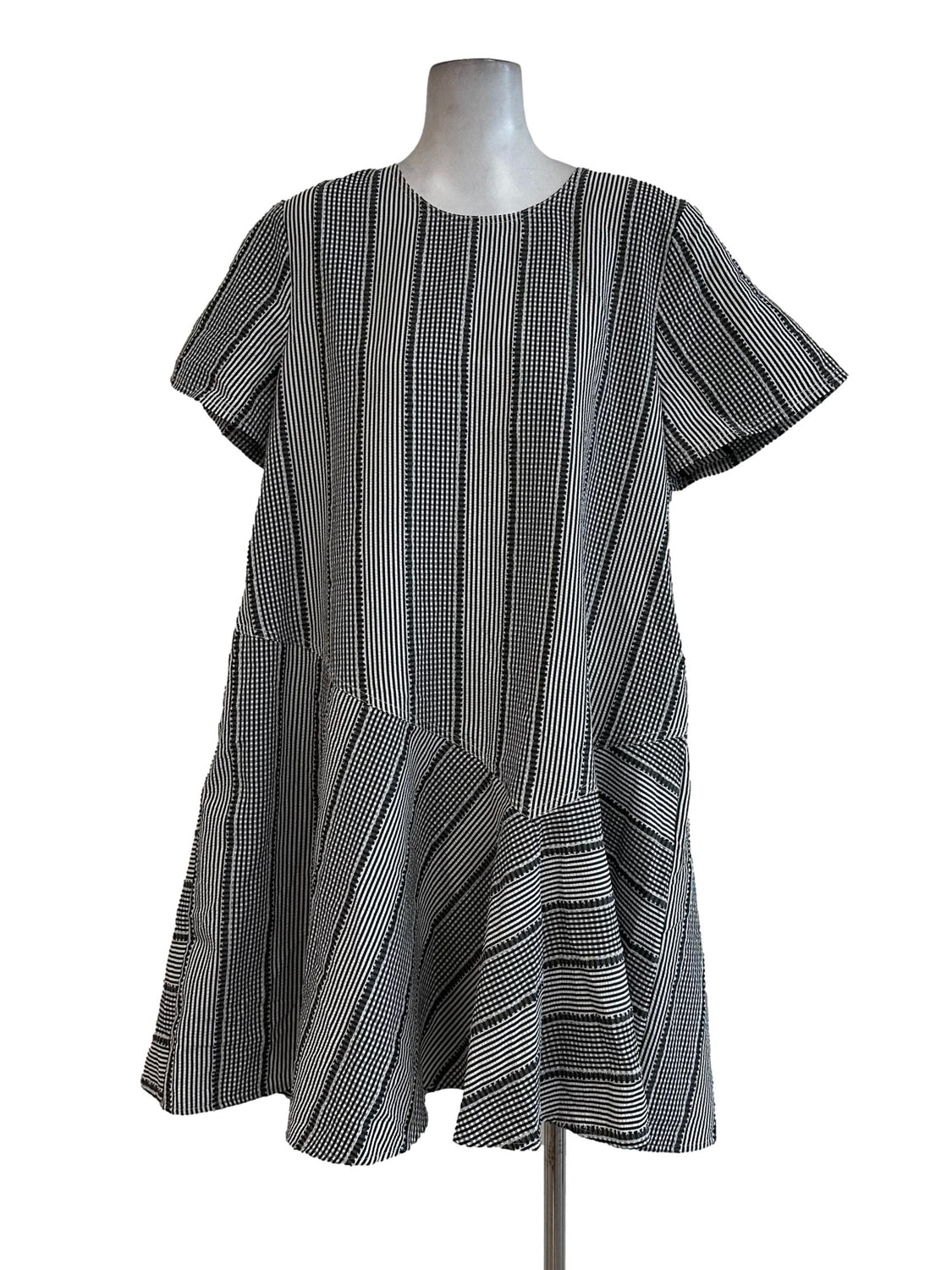 All Would Envy White Gingham Check Pattern Midi Dress, Women's Fashion ...