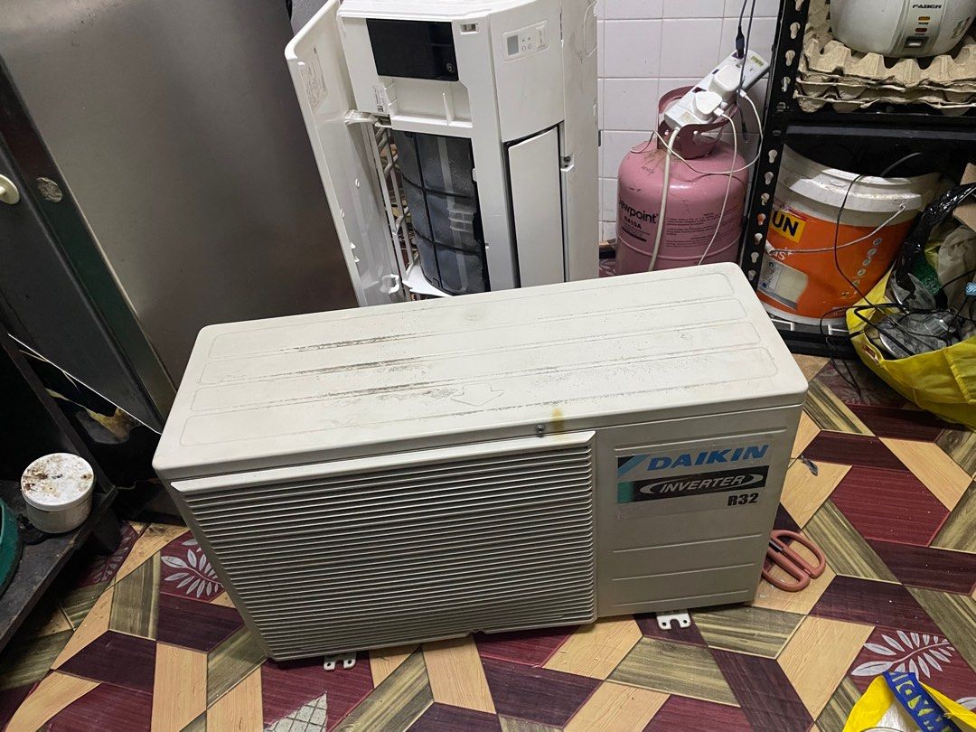 DAIKIN INVERTER r32 1.5 hp, TV & Home Appliances, Air Conditioners ...