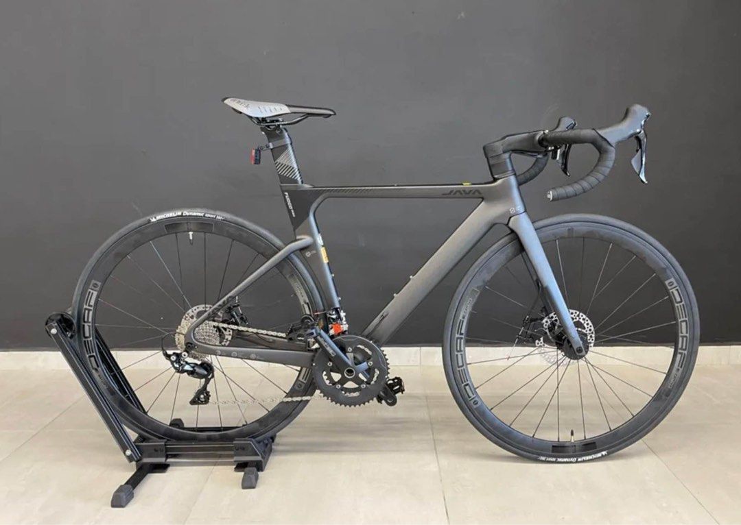 JAVA FUOCCO (UCI APPROVED) SHIMANO 105 CARBON ROAD BIKE, Sports ...