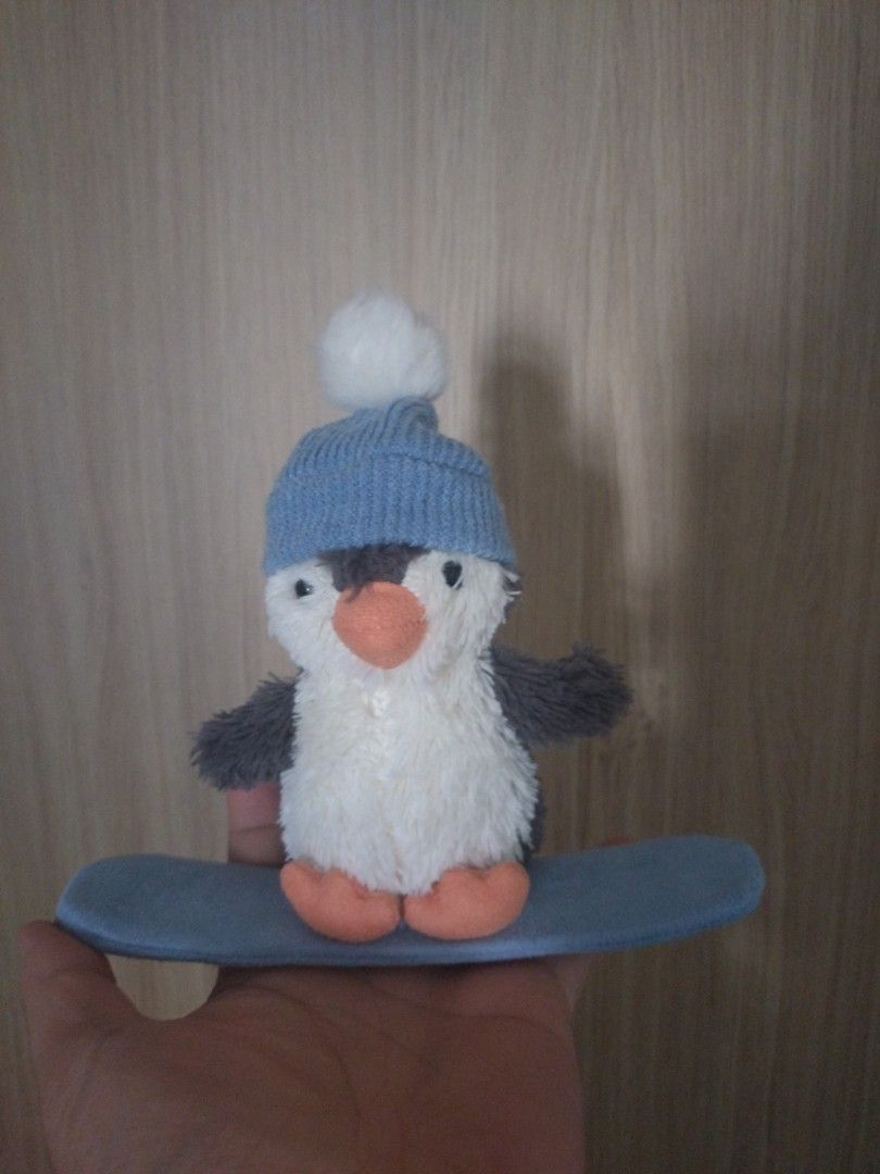 Jellycat ski penguin BNWT, Hobbies & Toys, Toys & Games on Carousell
