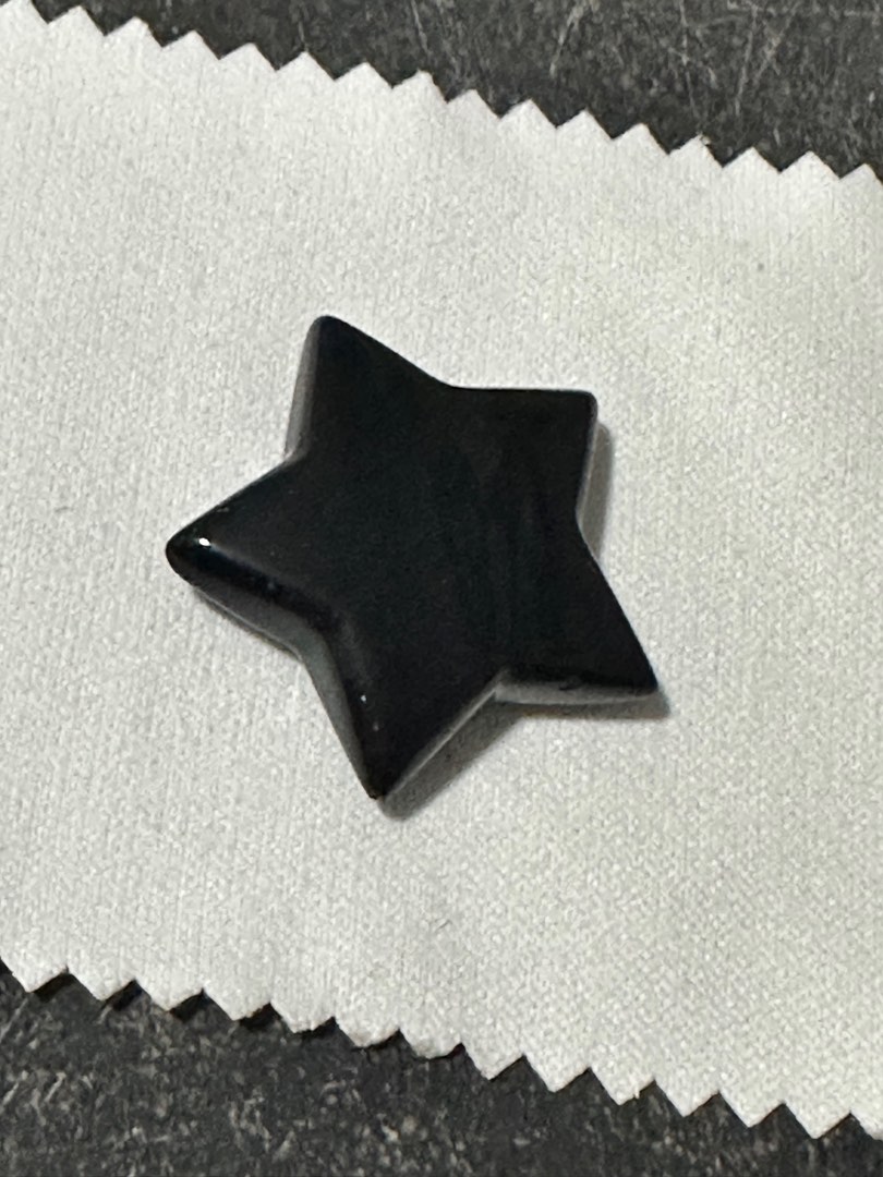 Obsidian Star-shaped, Women's Fashion, Jewelry & Organisers, Precious ...