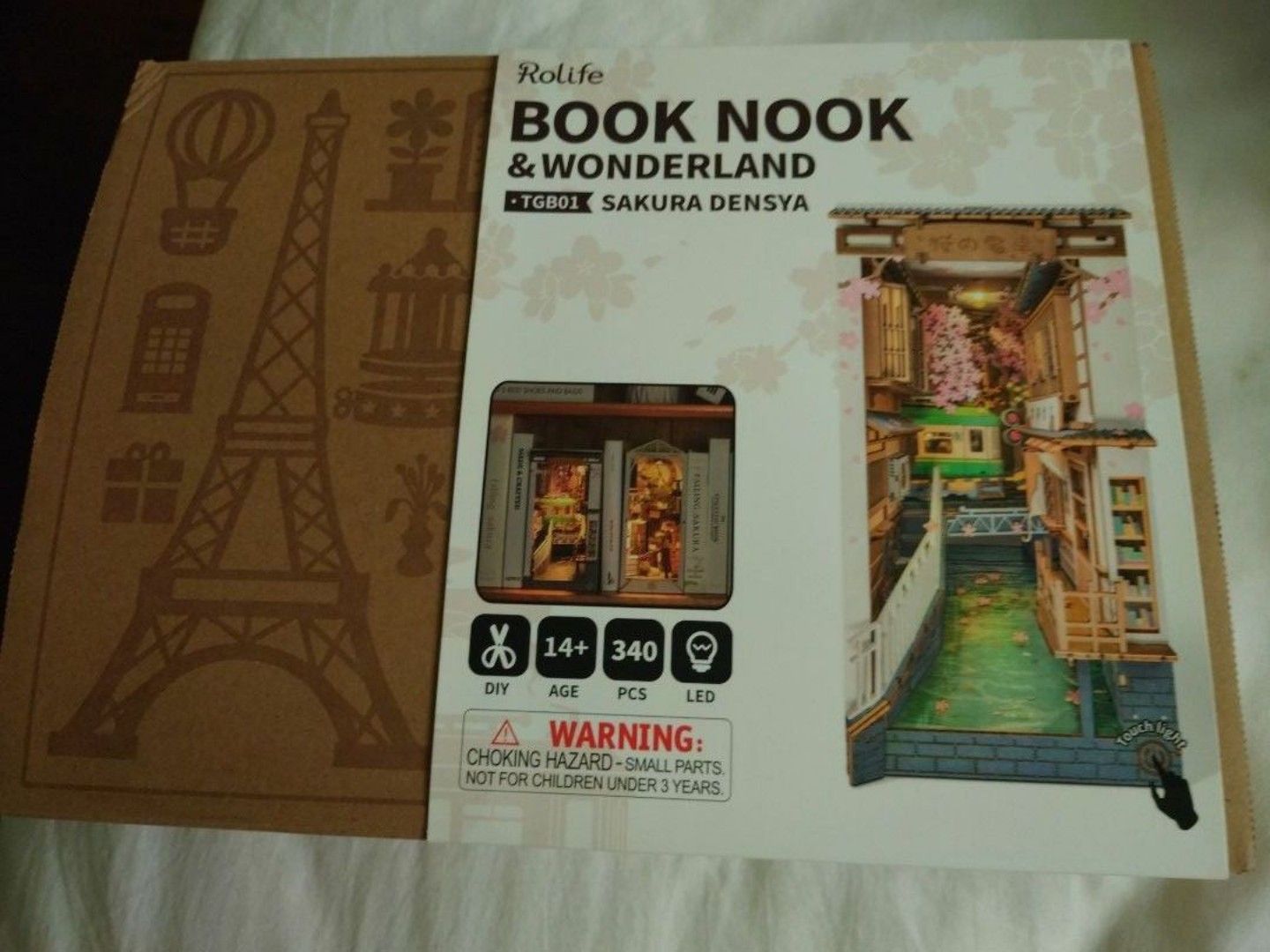 Rolife Book Nook Sakura Densya, Hobbies & Toys, Toys & Games on Carousell