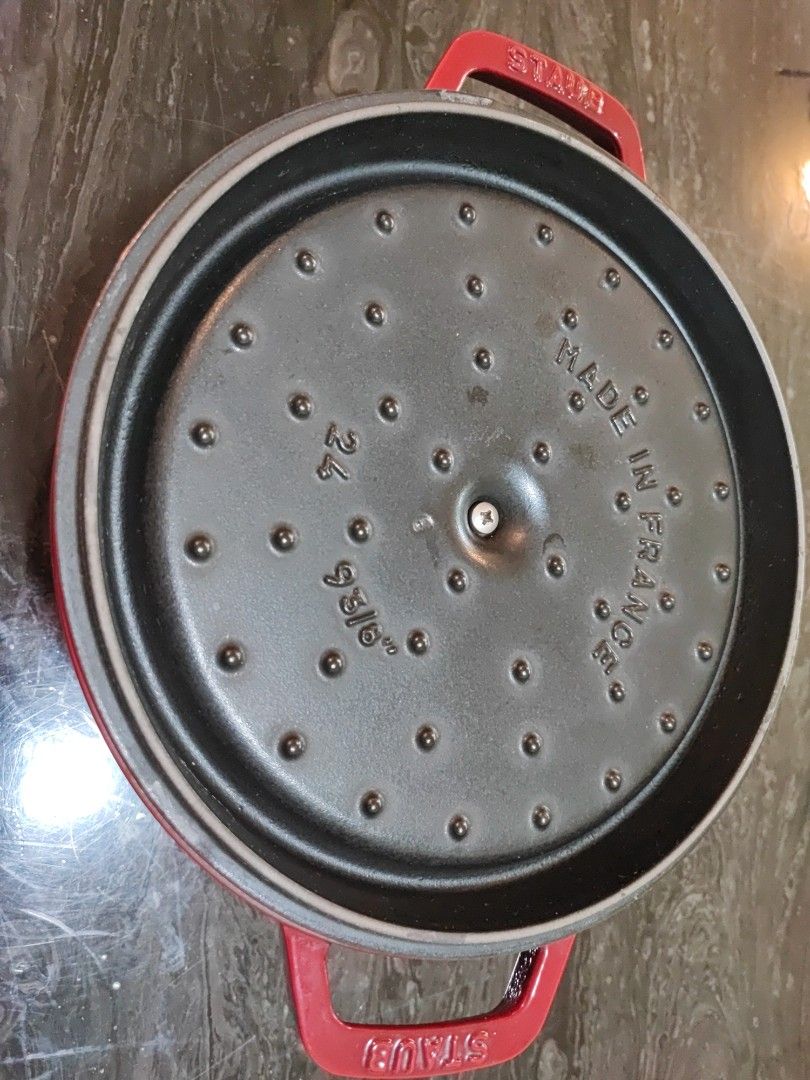 Staub 24cm Round cast iron, Furniture & Home Living, Kitchenware ...