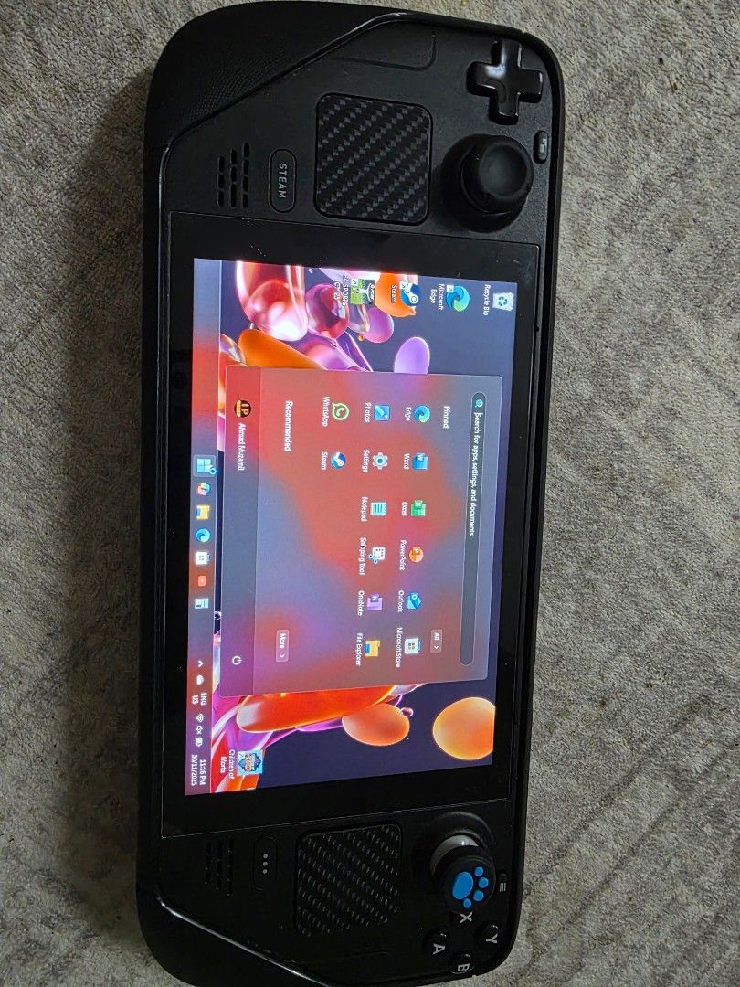 Steamdeck lcd 1tb Dual boots windows, Mobile Phones & Gadgets, Other ...
