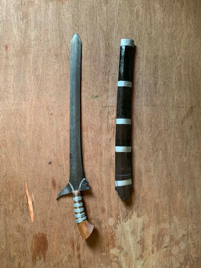 Sundang Moro Antik/Antique Keris Sword with Scabbard, Hobbies & Toys ...