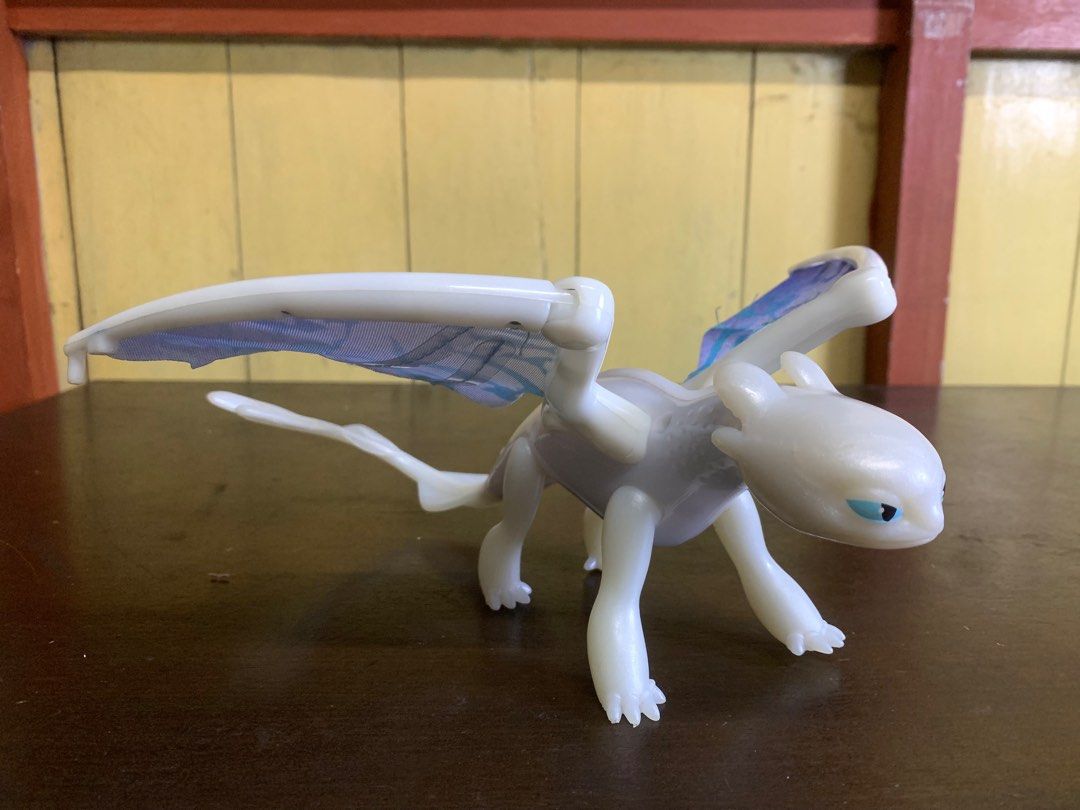 how to train your dragon, Hobbies & Toys, Toys & Games on Carousell