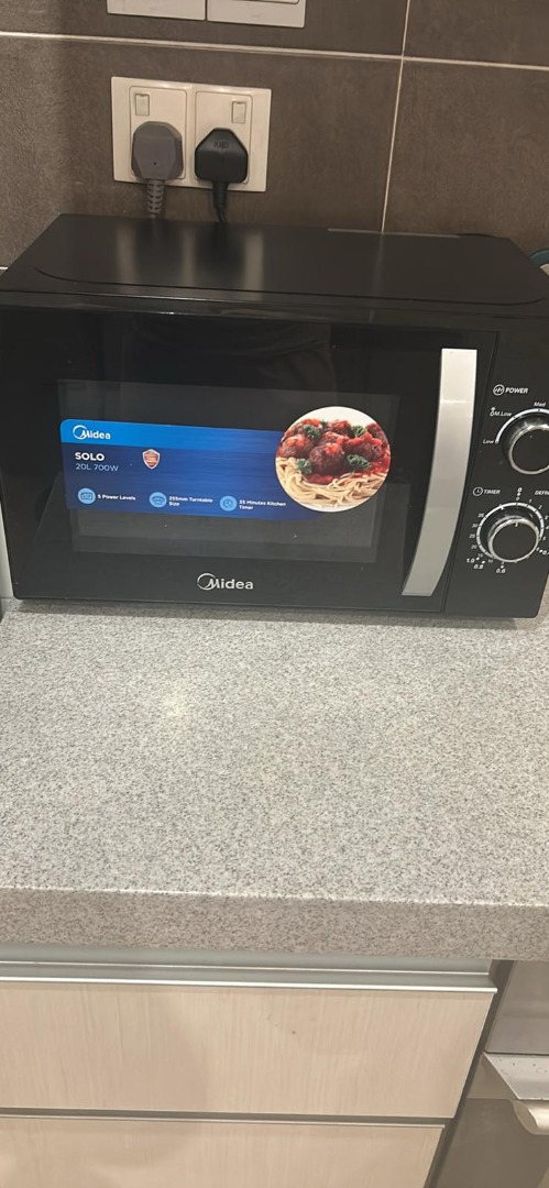 Midea Solo Microwave Oven - 20L, Furniture & Home Living, Kitchenware ...