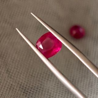 Natural Unheated Myanmar Spinel Mogok, Women's Fashion, Jewelry ...