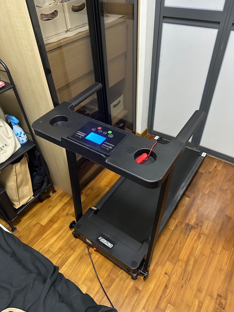 OneTwoFit Treadmill, Sports Equipment, Exercise & Fitness, Cardio ...