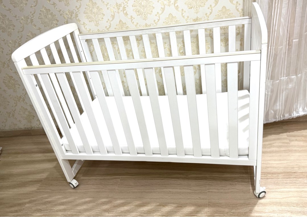 Palette Box Sweet Dreams Avant Garde Baby Cot, Babies & Kids, Baby ...