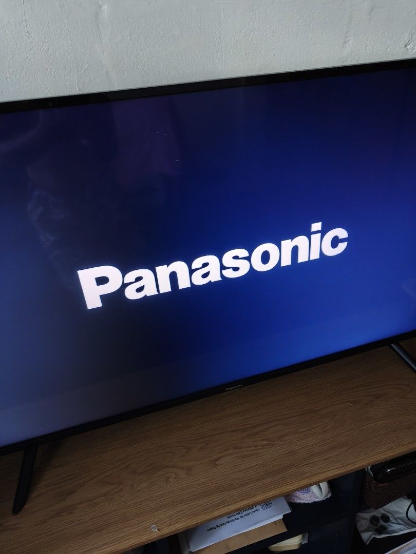 Panasonic Smart TV - Model TH-43HX655S, TV & Home Appliances, TV ...