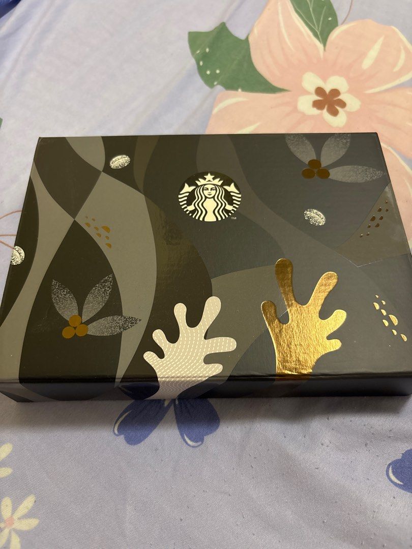 STARBUCKS Traditions 2026 Pouch with Stickers and Box, Hobbies & Toys ...