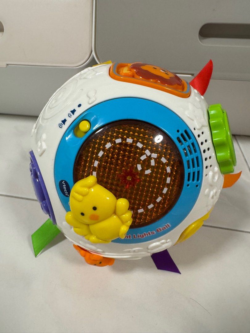 VTech Crawl & Learn Bright Lights Ball, Babies & Kids, Infant Playtime ...