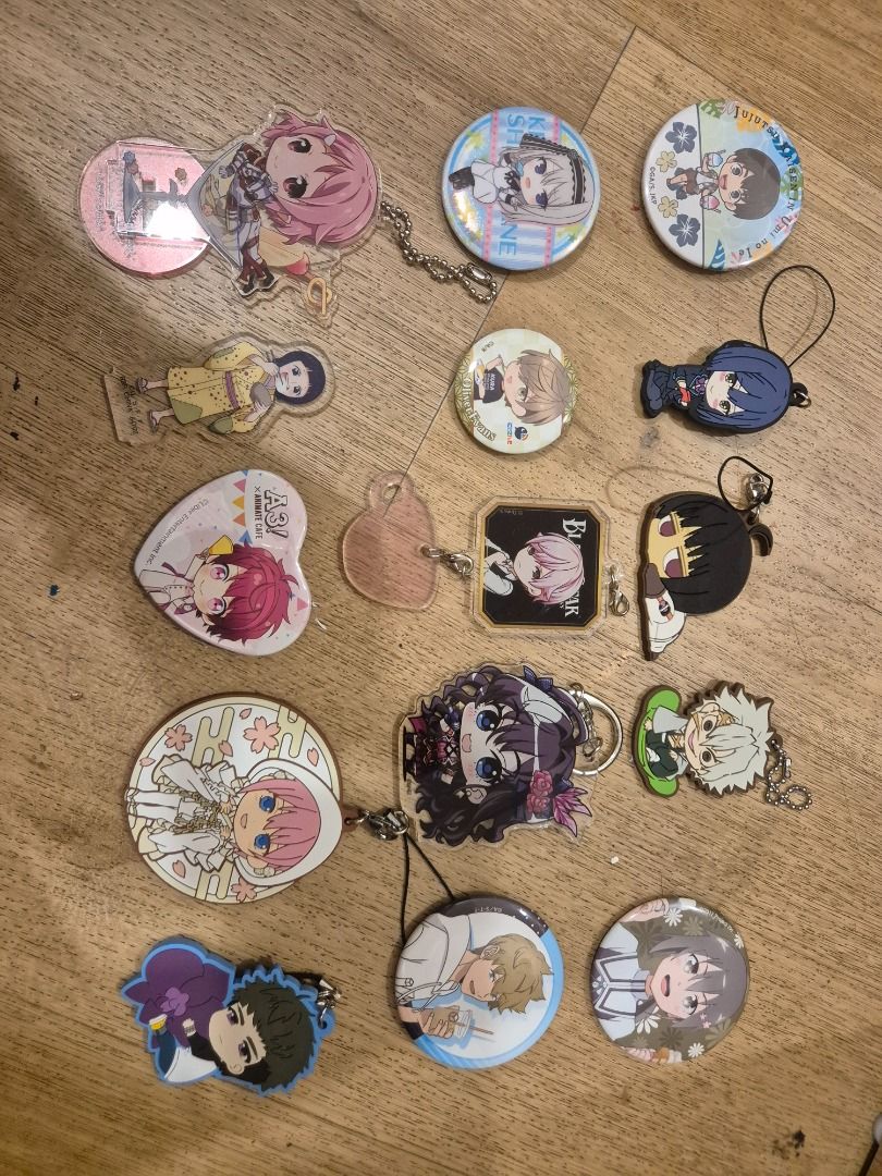 Anime Keychains And Pins - Assorted, Hobbies & Toys, Toys & Games on ...