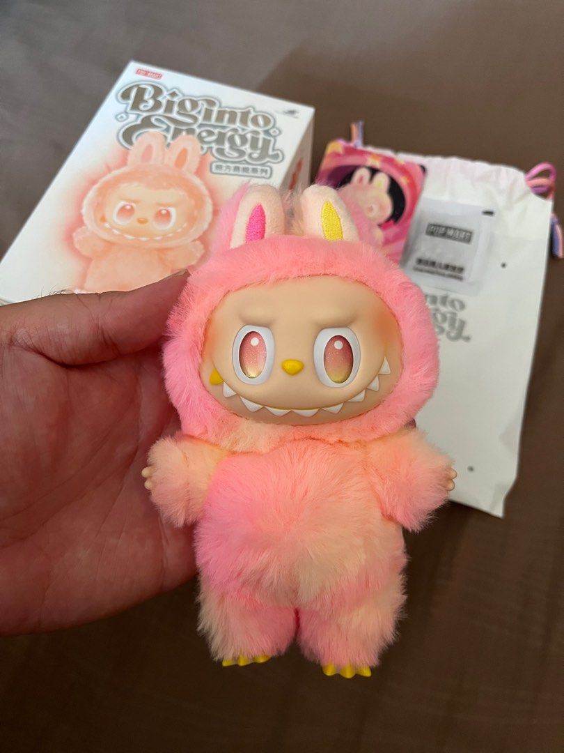 As seen worn by Lisa Blackpink - BIG INTO ENERGY (Loyalty) Labubu V3 ...