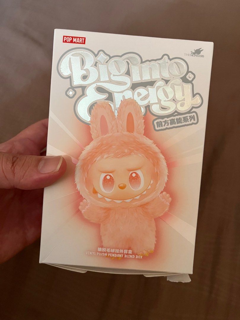 As seen worn by Lisa Blackpink - BIG INTO ENERGY (Loyalty) Labubu V3 ...