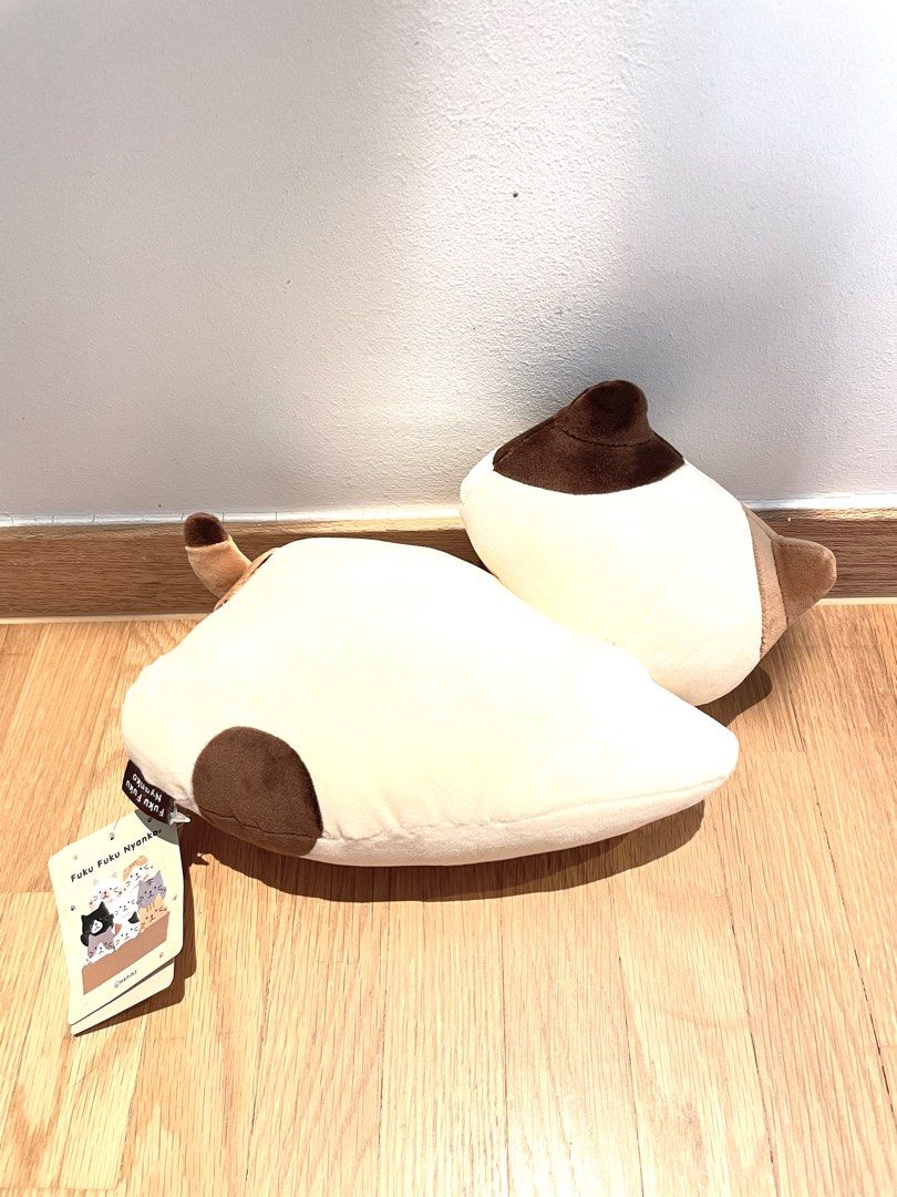 [Brand New With Tag] Fuku Fuku Nyanko Cat Soft Toy, Hobbies & Toys ...