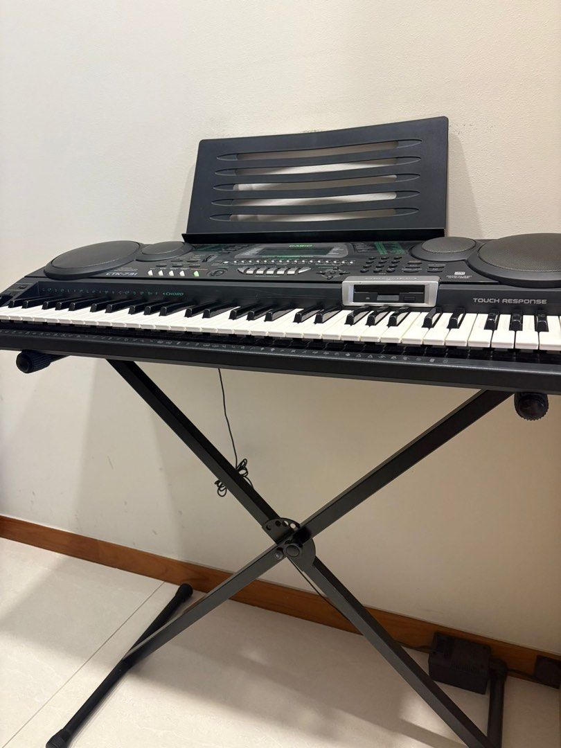 Casio CTK-731 Electronic Keyboard with Stand, Hobbies & Toys, Musical ...