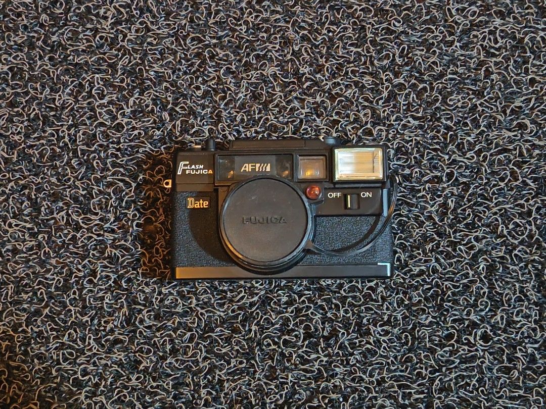 Fujica Flash AF Date Film Camera, Photography, Cameras on Carousell