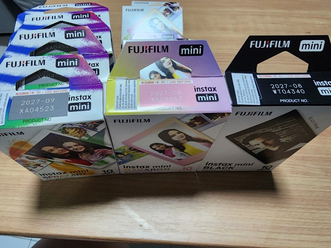 Fujifilm Instax Mini Films spray art / macaron/ black, Photography, Photography Accessories ...