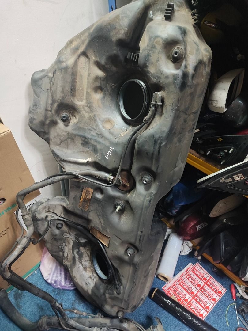 Mercedes Benz W211 Fuel Tank, Auto Accessories on Carousell