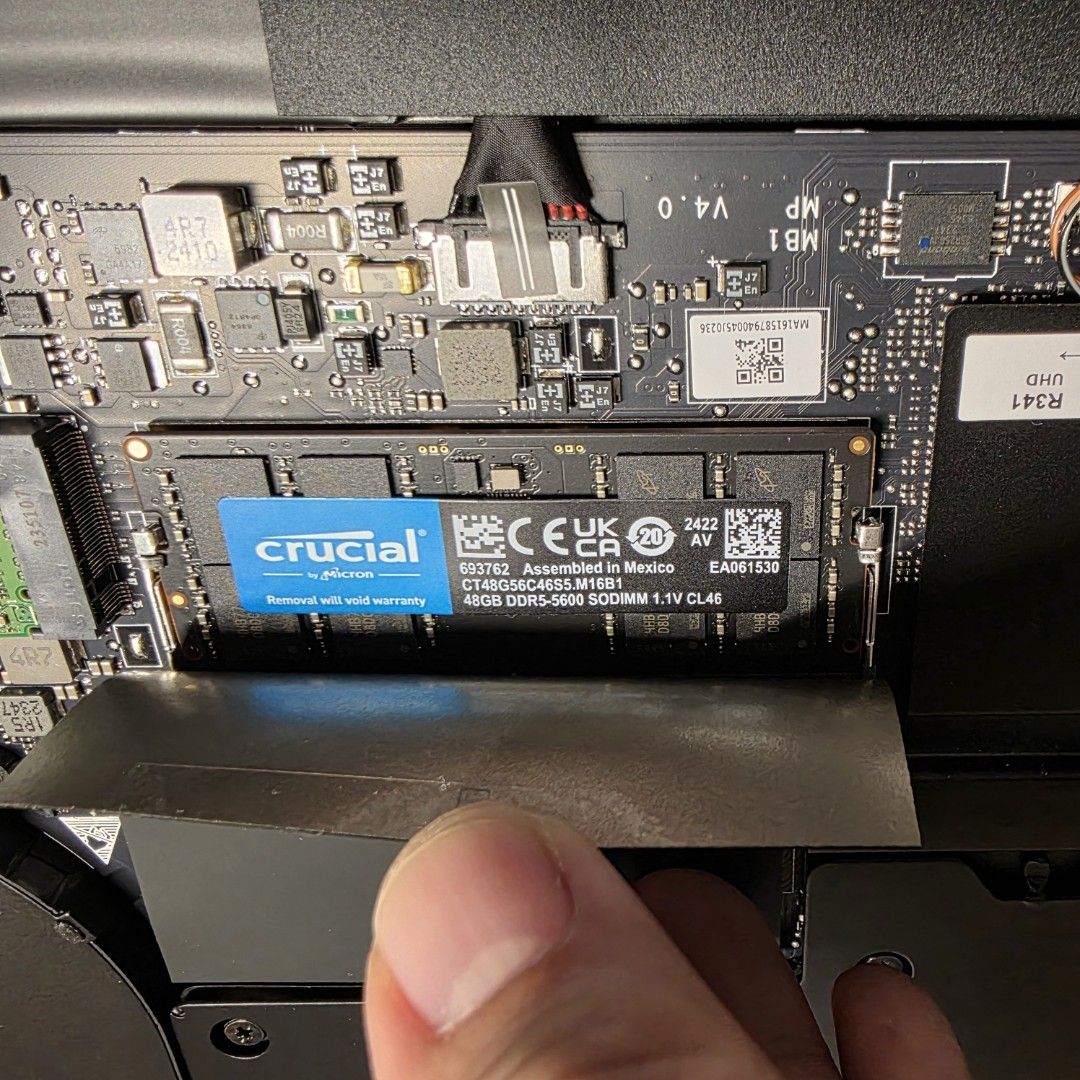 Razer Blade 18" (2024) - i9-14900HX, RTX 4090, 96GB DDR5 5600MHz RAM ...