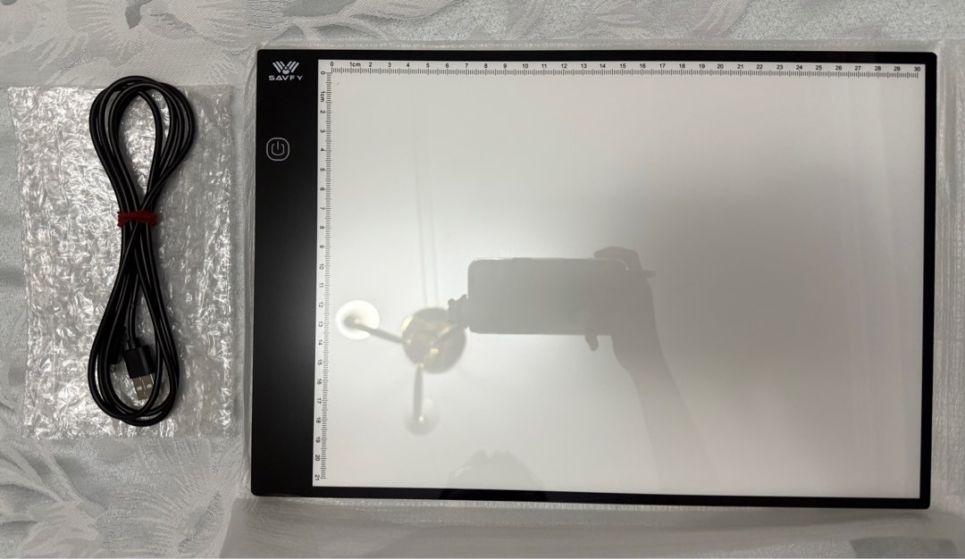 Savfy LED Light Pad - A4 Size (for drawing/ tracing), Hobbies & Toys ...