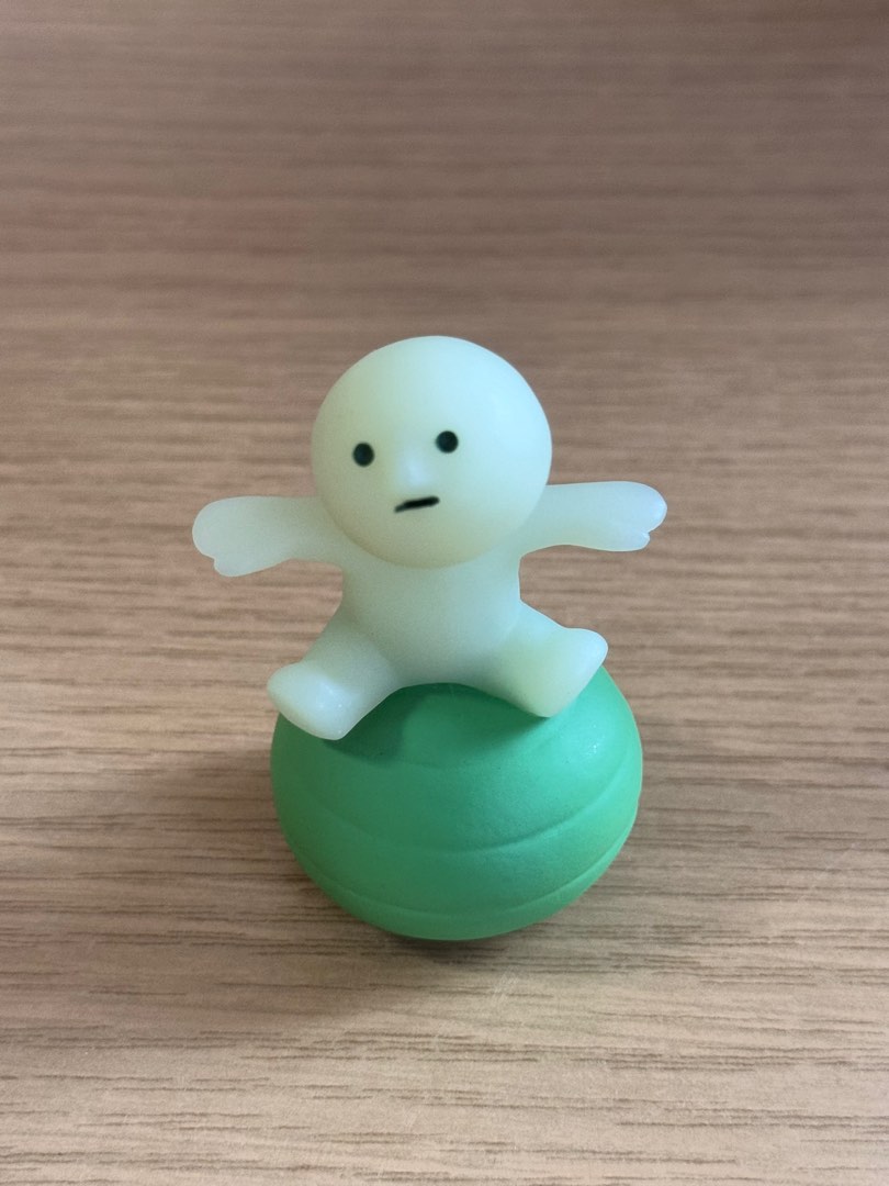 smiski exercising - little SMISKI balance, Hobbies & Toys, Toys & Games ...