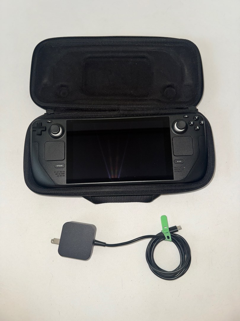 Steam Deck LCD 64gb Handheld Console, Video Gaming, Video Game Consoles ...