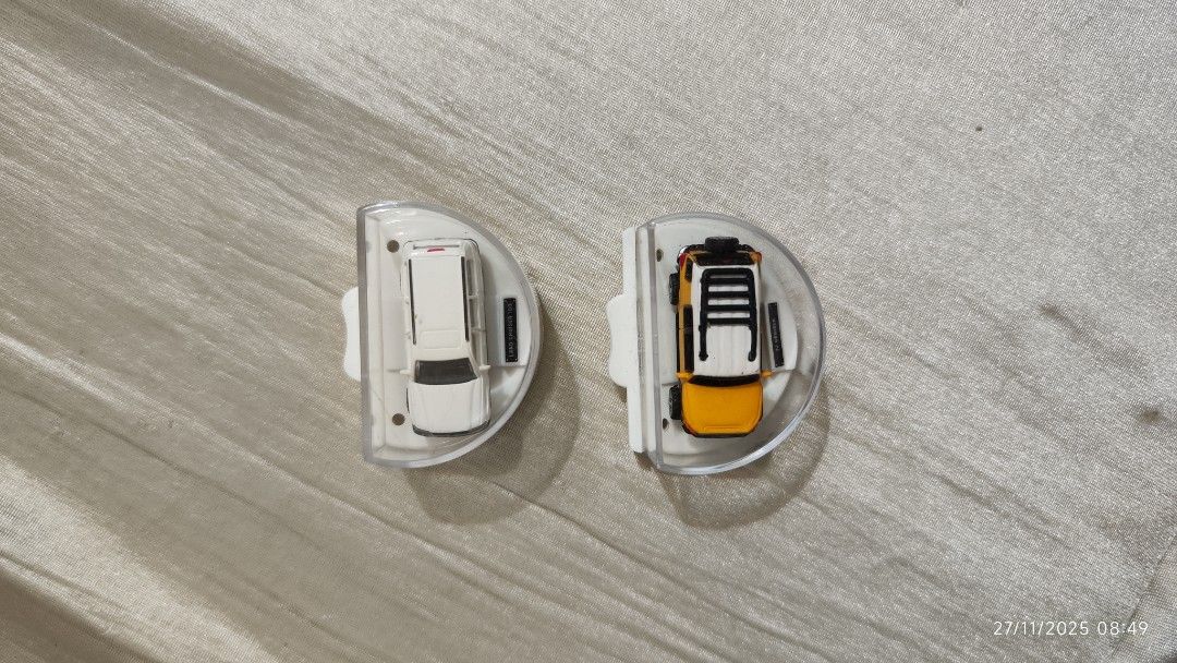 Suntory Miniature FJ Cruiser & Land Cruiser, Hobbies & Toys, Toys ...