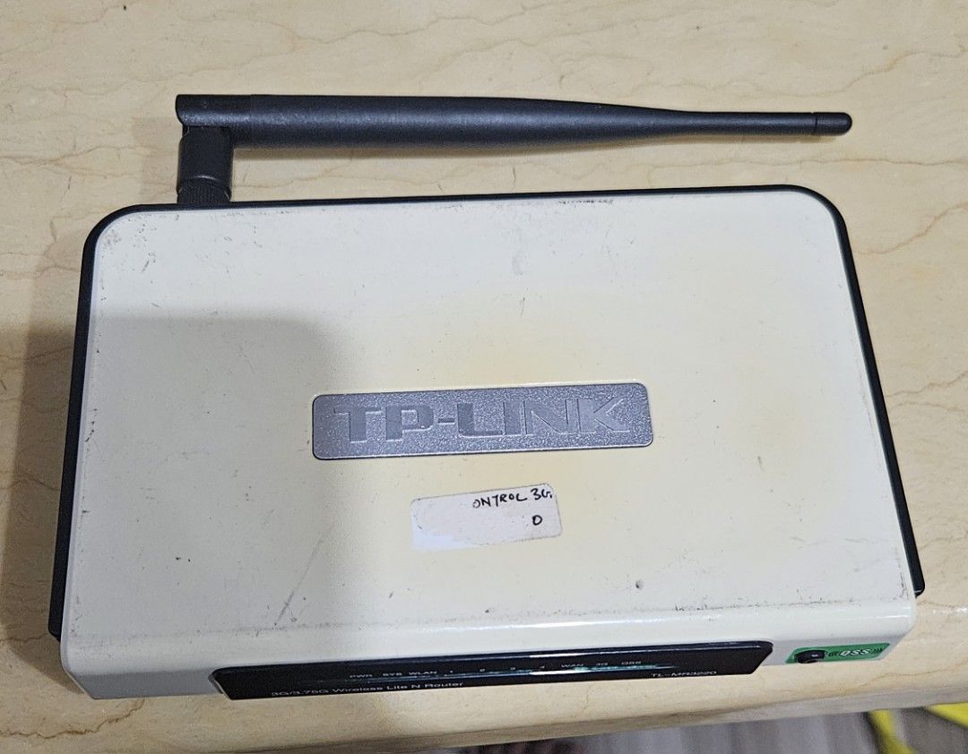 TP-Link Wireless Router with Antenna, Computers & Tech, Parts ...