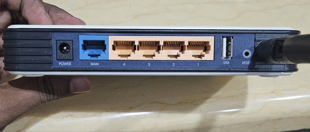 TP-Link Wireless Router with Antenna, Computers & Tech, Parts ...