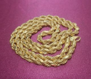 (175/g)916 Gold Chain (Wan Zi), Men's Fashion, Watches & Accessories ...