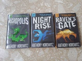 Piers Anthony Sci-Fi Book Collection, Hobbies & Toys, Books & Magazines ...