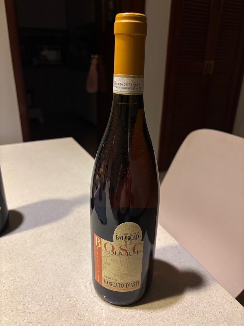 Bosc Bussia Moscato D'Asti Wine, Food & Drinks, Alcoholic Beverages on ...