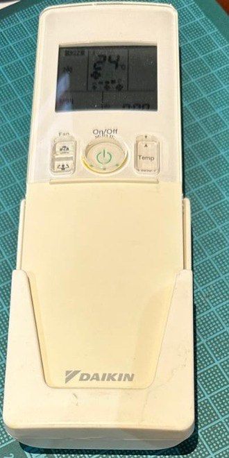 Daikin Air Conditioner Remote Control ARC466A19, TV & Home Appliances ...