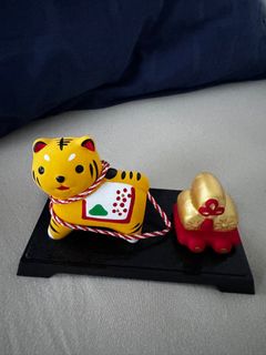 Tiger gold For Sale | Toys & Games | Carousell Singapore